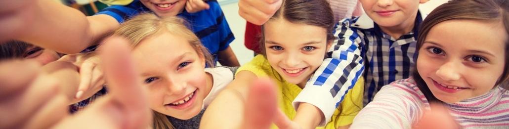 Hire a coach for school trips quickly and easily | EliteBus Hamburg